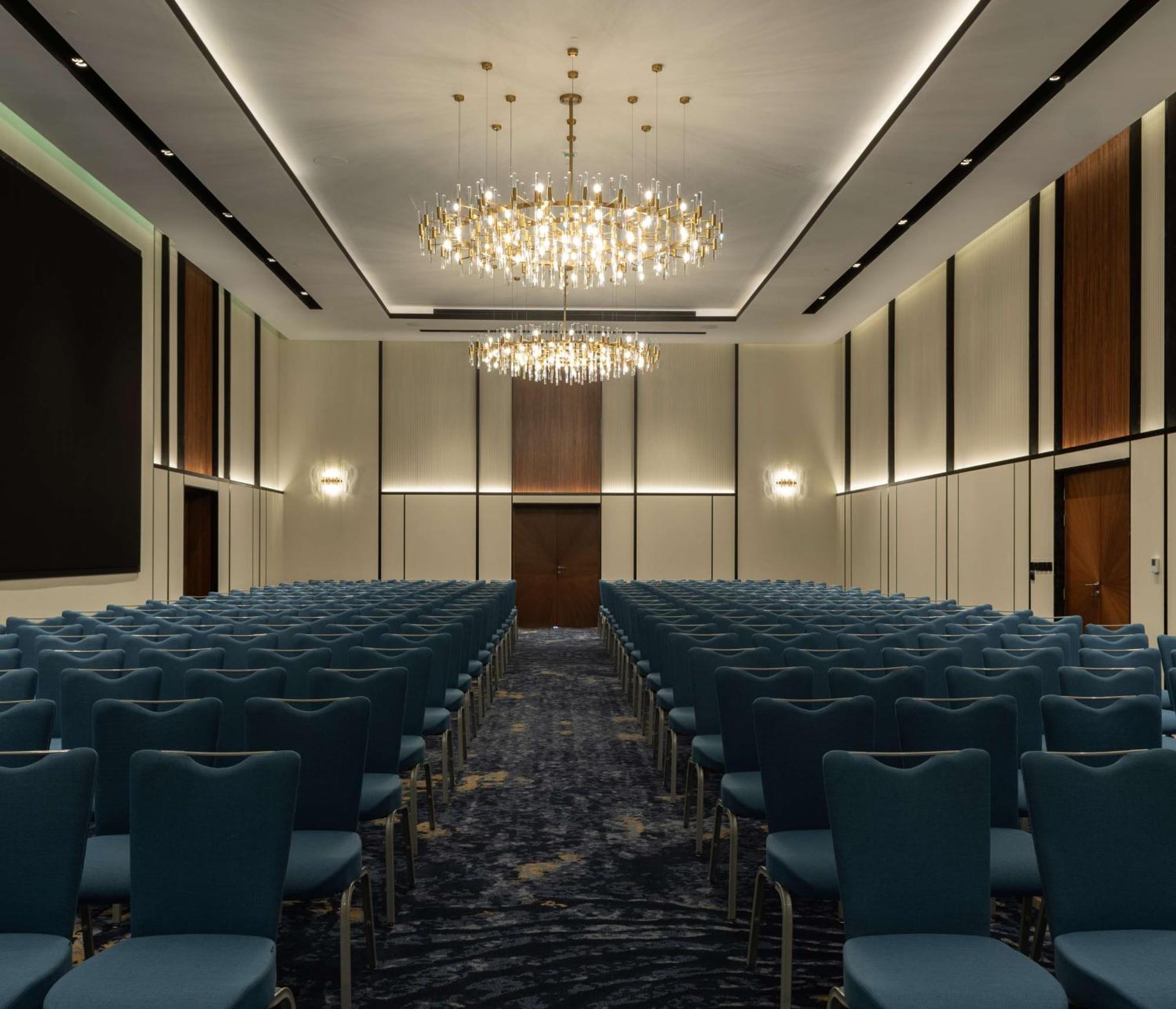 PARK INN BY RADISSON HOTEL & APARTMENTS KUWAIT KUWAIT CITY